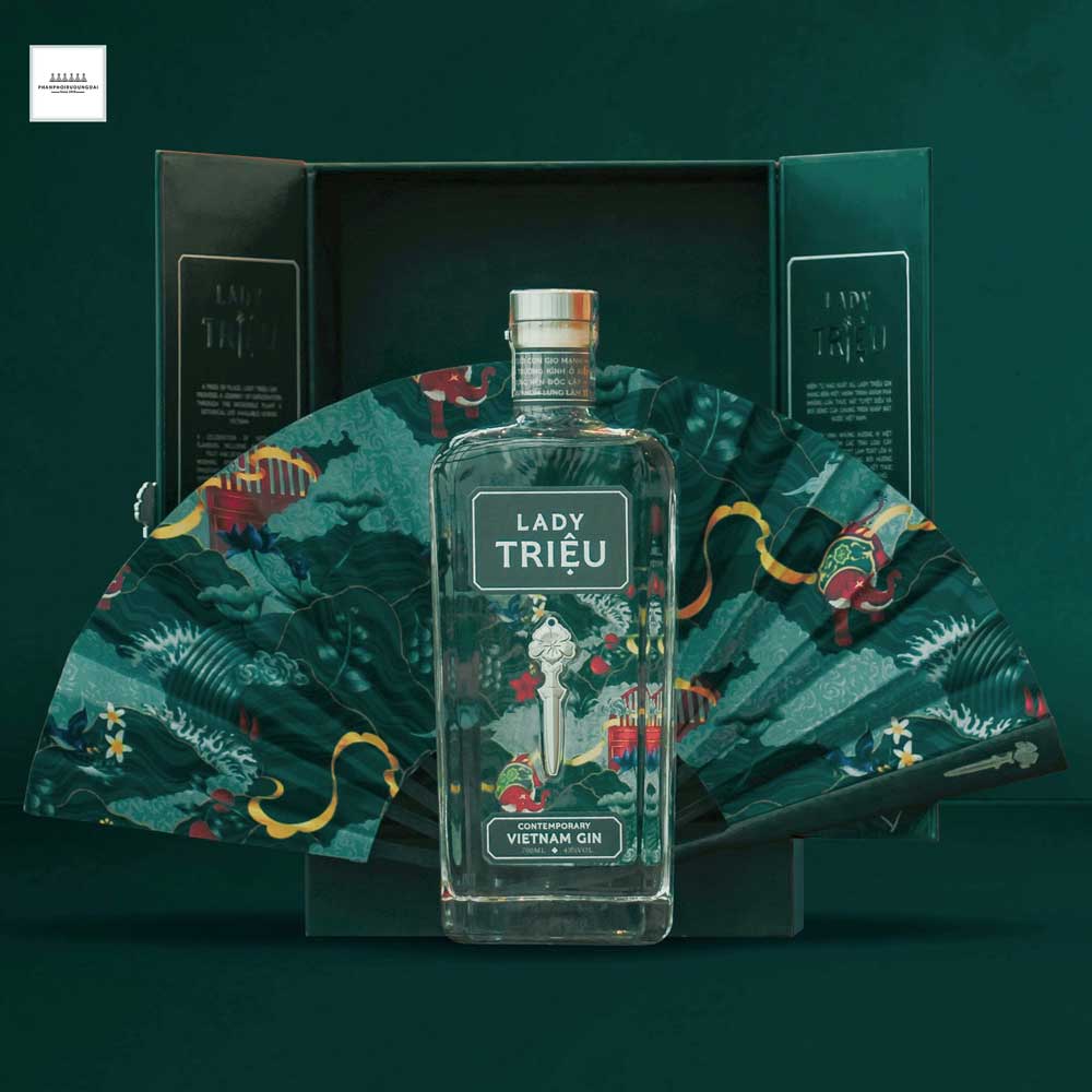 Rượu Lady Trieu Contemporary Vietnam Gin cho tết nguyên đán 2023